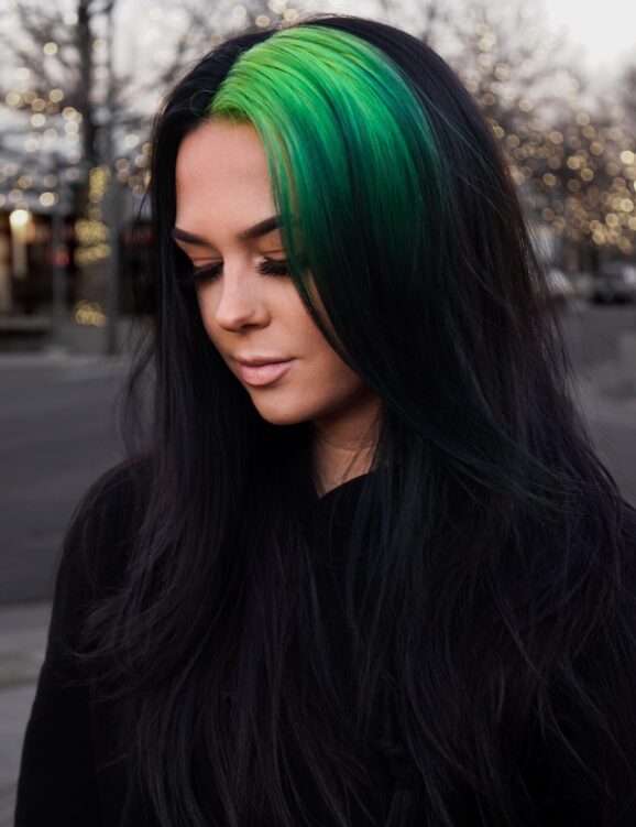 The Best Ghost Root Looks That’ll Make You Call Your Salon